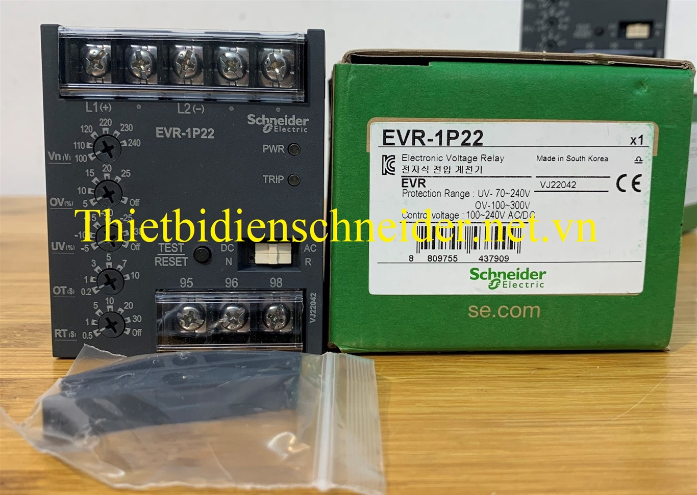 EVR-1P22 - Rơ le bảo vệ điện áp 1 pha Schneider